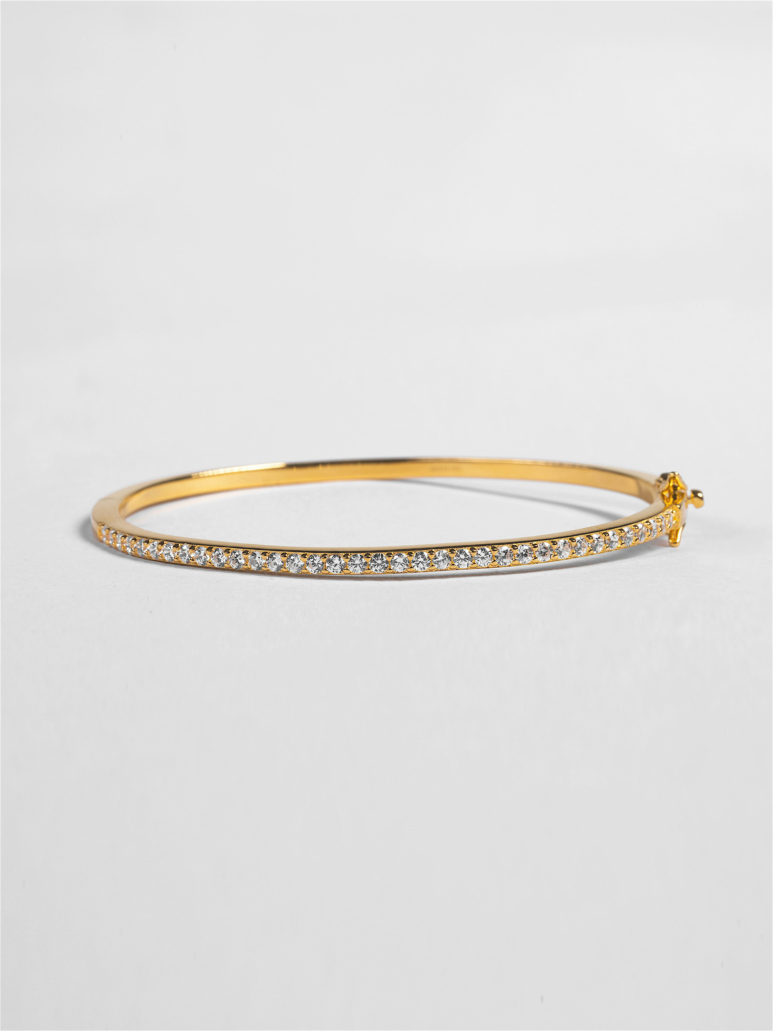 The Official Safira Gift Guide | Safira