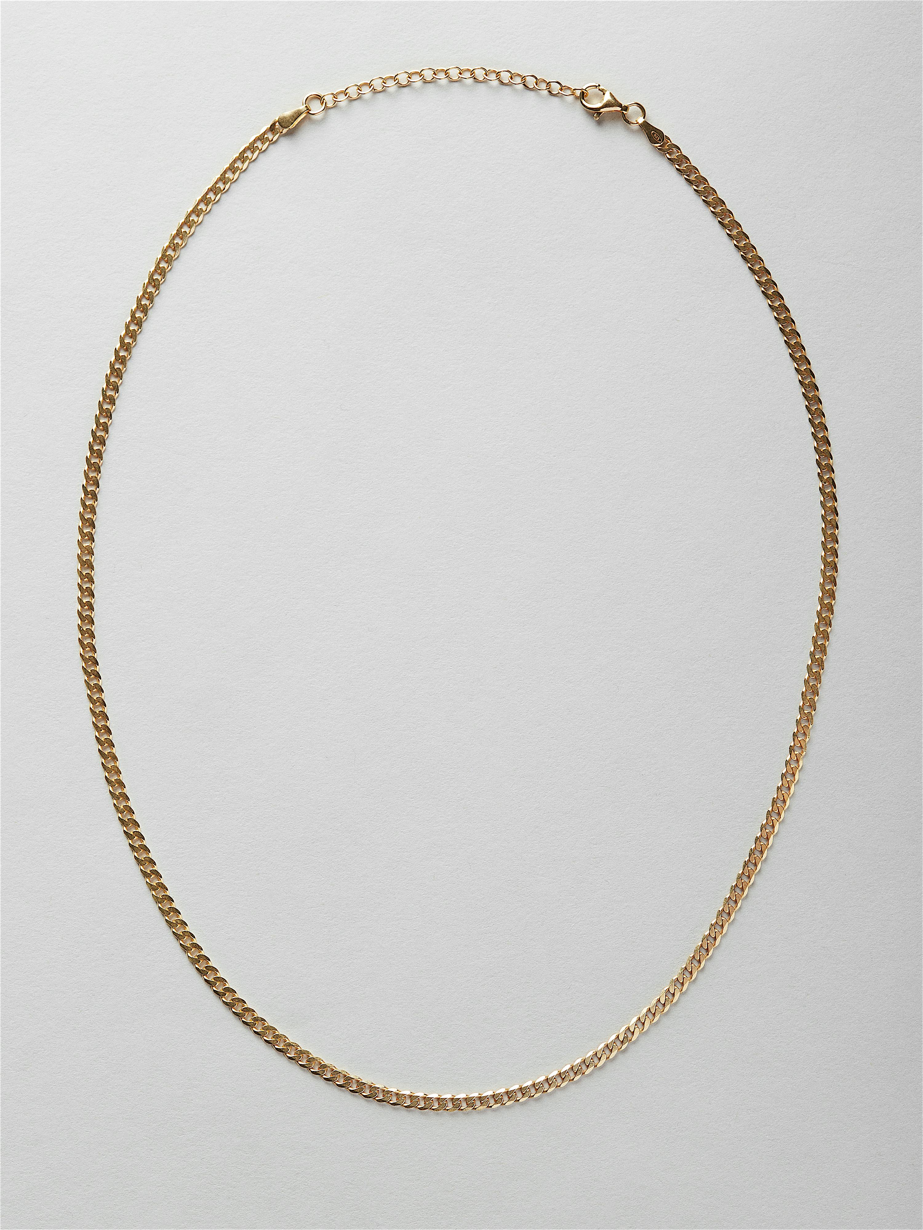 Flat curb chain store